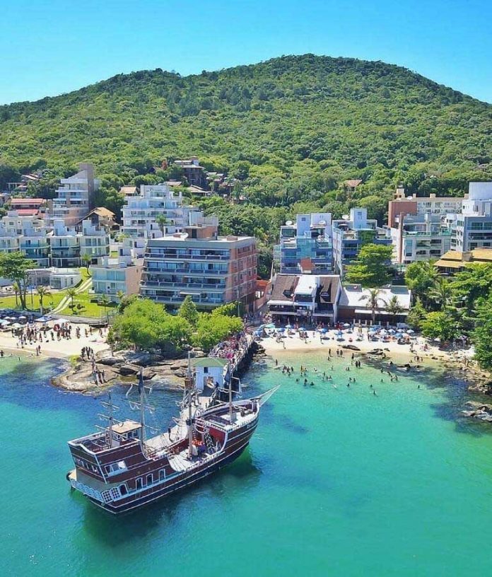 10 coisas que você tem que fazer em Bombinhas! - Apure Guria