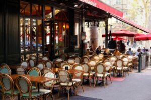 Paris na primavera: 10 coisas incríveis para fazer - Apure Guria